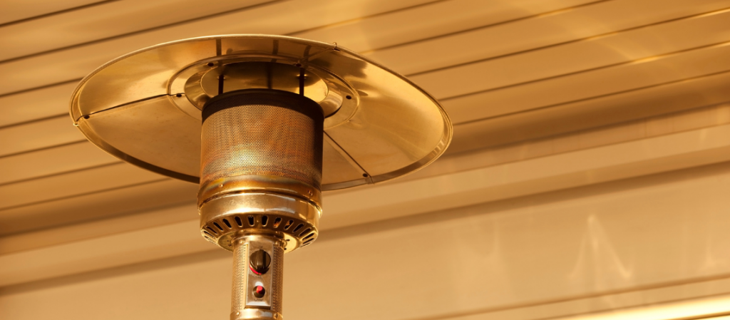 5 ways to add warmth to your outdoor area - Signature Construction